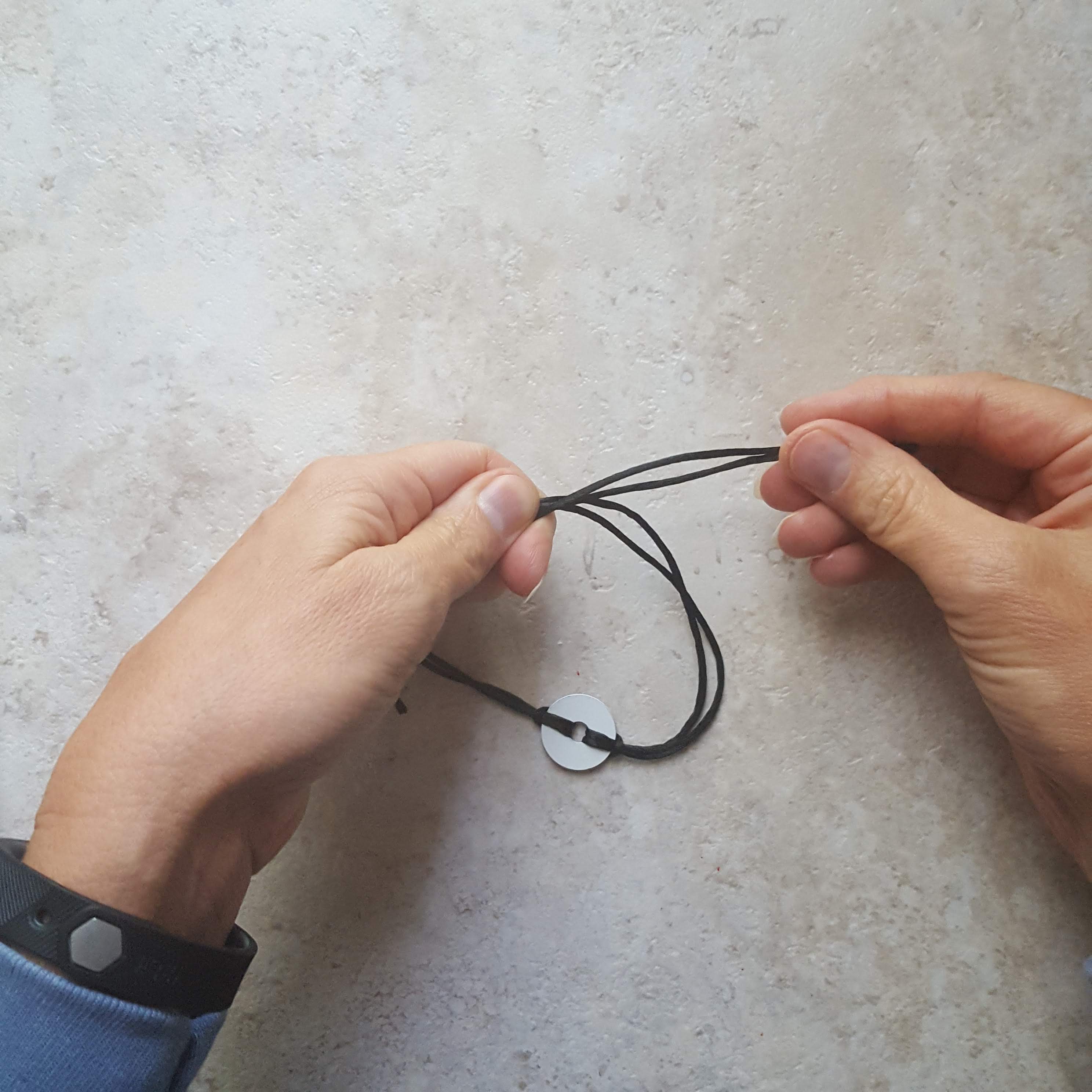 How to Make Your Own Adjustable Baseball Washer Bracelet – Team Colors ...