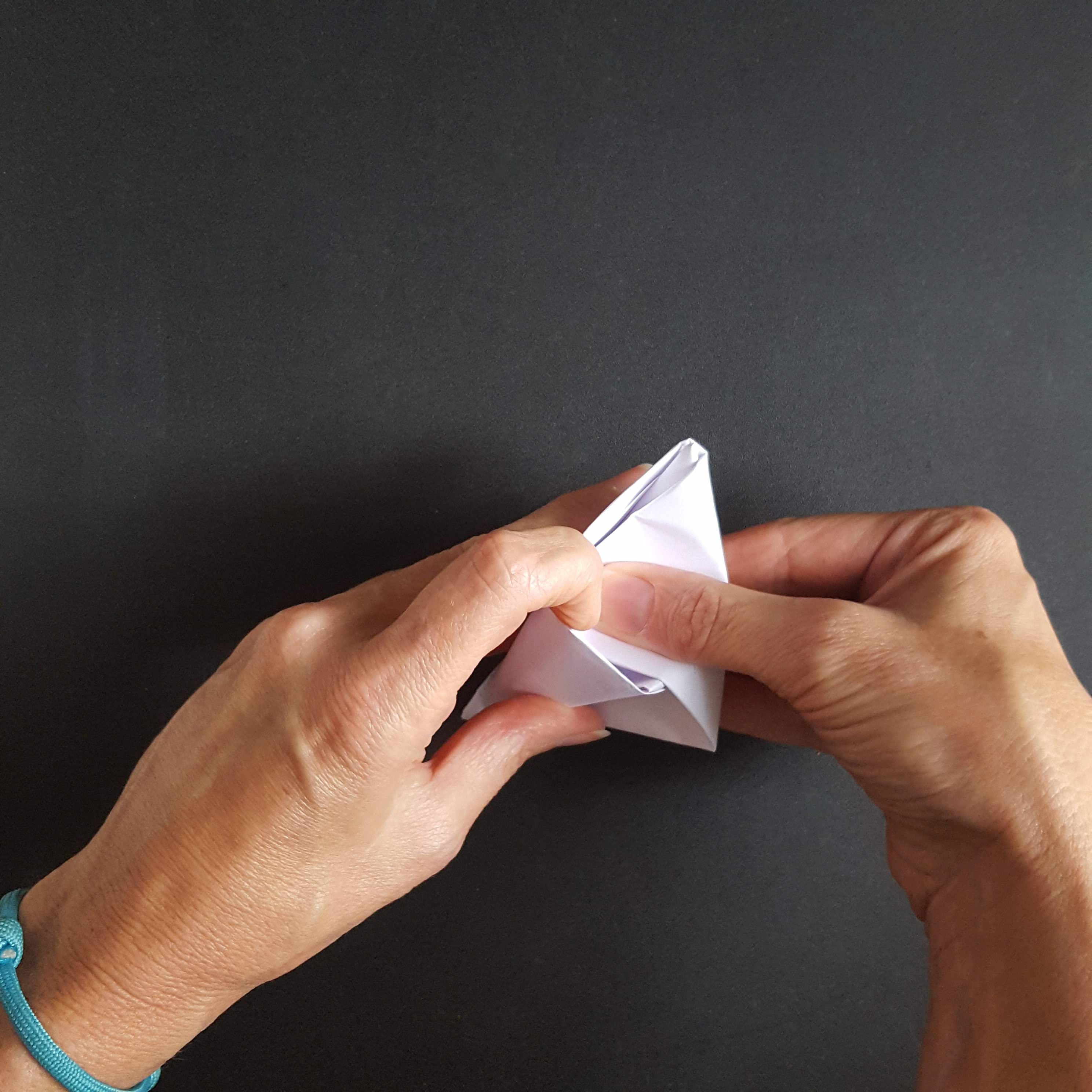 How to Make a Paper Football … the Easy Way! – Team Colors By Carrie